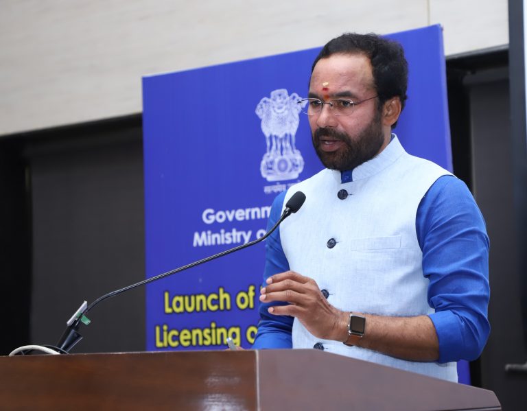 Shri G. Kishan Reddy launches Unified Portal for Licensing of Eating ...